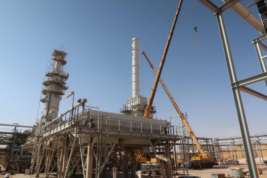 Engineering and construction of Service Crane for Pertamina Algeria MLN ...