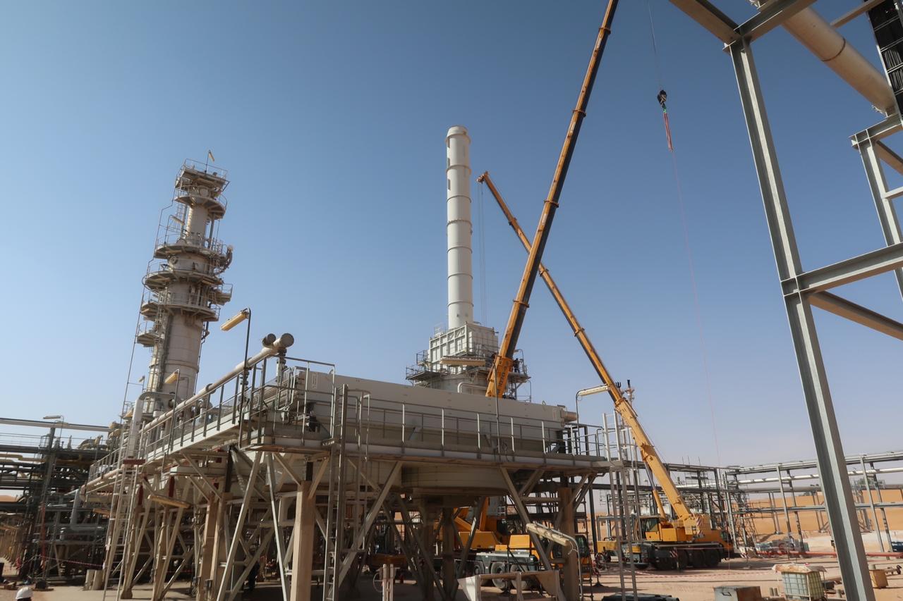 Engineering and construction of Service Crane for Pertamina Algeria MLN ...