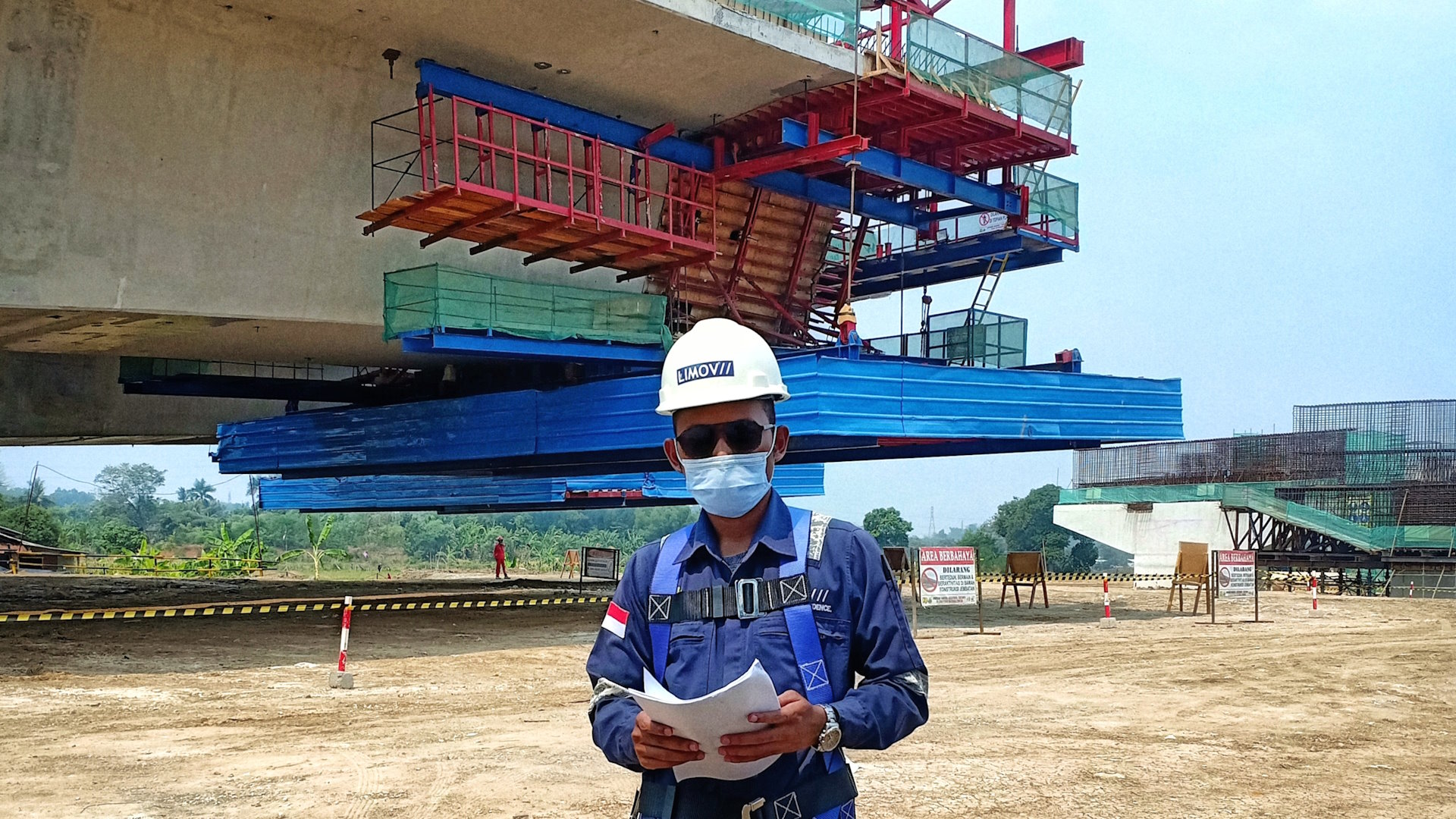 Construction engineering service for Form Traveller in Jakarta-Cikampek II Selatan Balanced ...